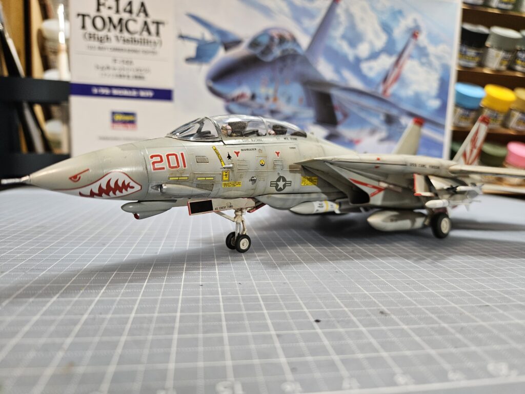 HASEGAWA 1/72 F-14A TOMCAT（High Visibility） | 気まぐれプラモ趣味ブログ